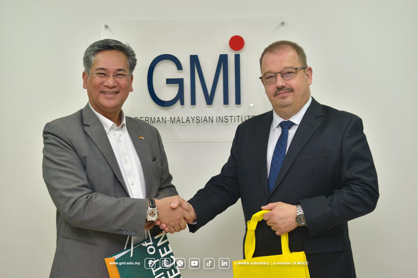 Courtesy Visit From University of Debrecen and NAS Education - German ...