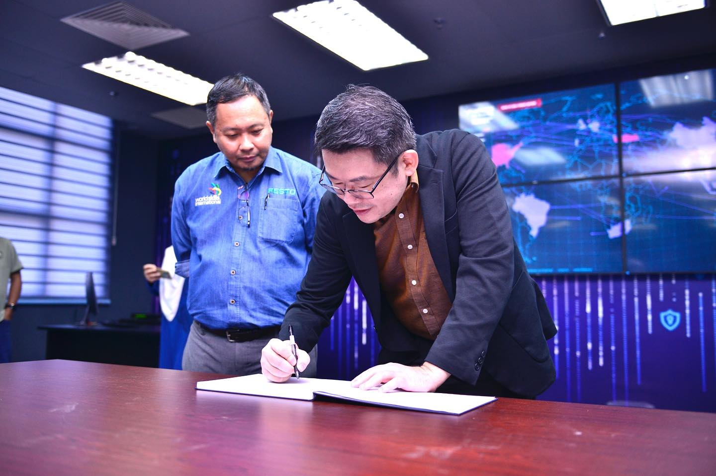 Visit from Swinburne University of Technology - German-Malaysian Institute