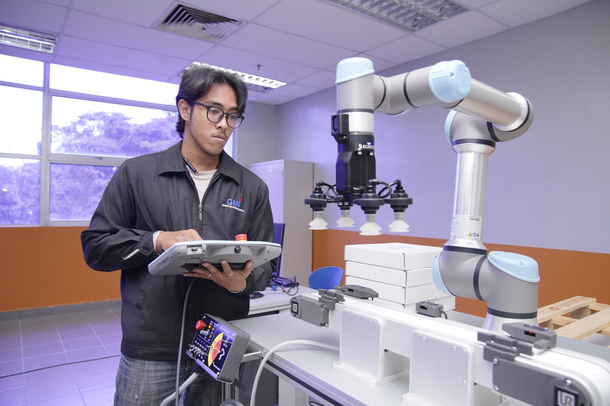 Diploma of Mechatronics Engineering Technology - German-Malaysian Institute