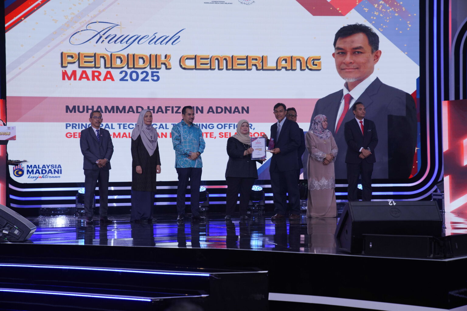 GMI Secures Dual Triumph at Hari Anugerah Pendidik MARA 2025 - German ...